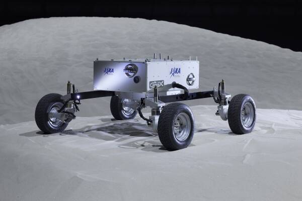 Nissan presenta a JAXA el prototipo final del rover que explorará la Luna