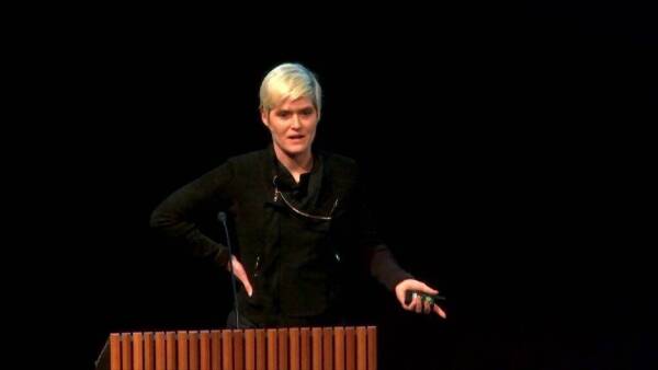 Amber Case, antropóloga cyborg: “La buena tecnología amplifica nuestra ...